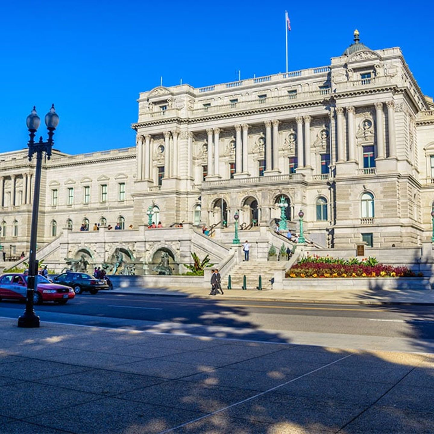 Washington DC Outdoor Scavenger Hunt | Virgin Gifts