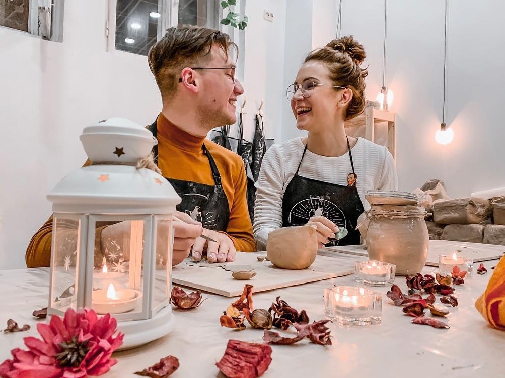 Pottery Date Night and Gordon Ramsay Burger Meal for Two | Virgin Gifts